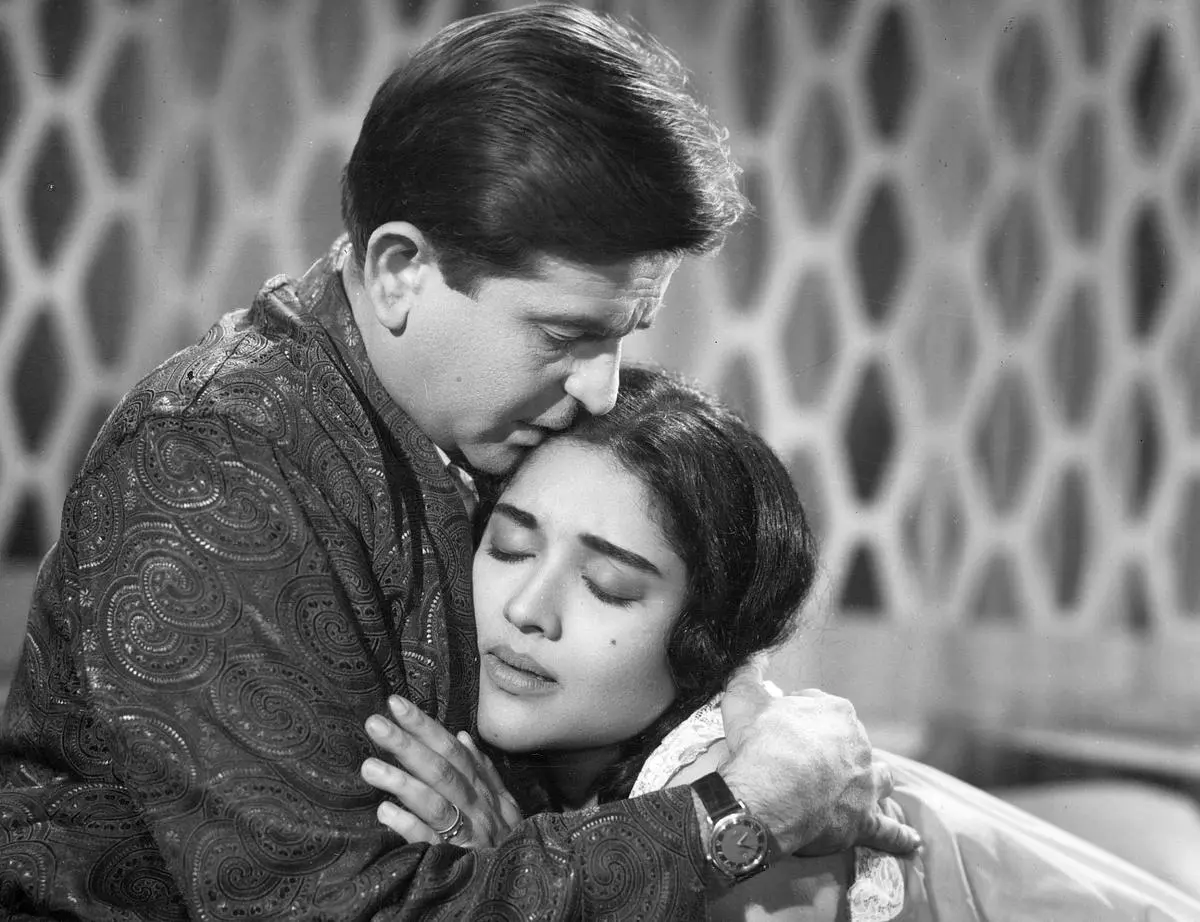 Raj Kapoor’s Cinema: Between Innocence and Naivete - Frontline